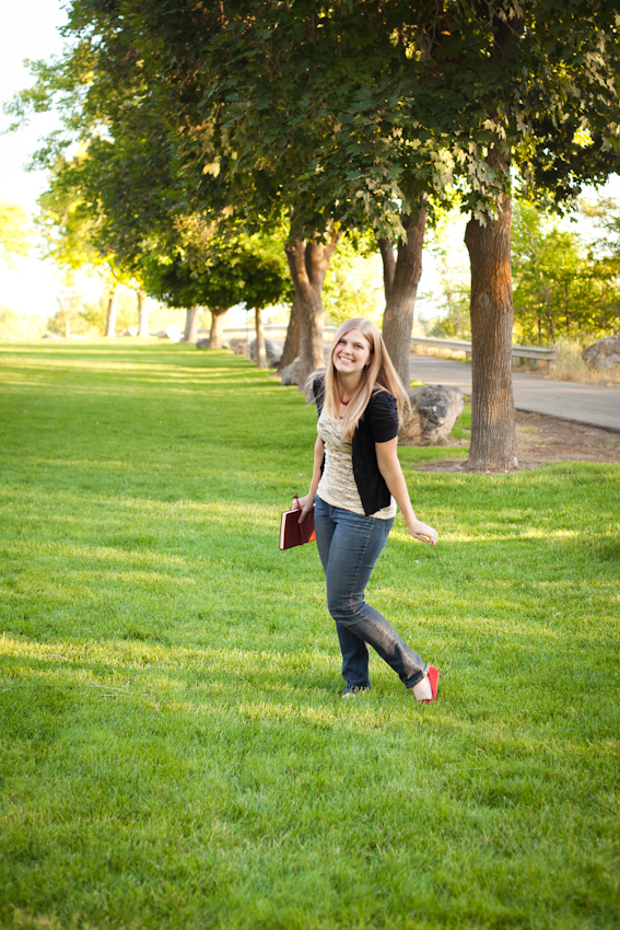 Contact – Caitlin Jacobs